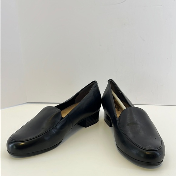 Trotters | Shoes | Trotters Black Leather Upper Flats Monarch Womens 5 ...